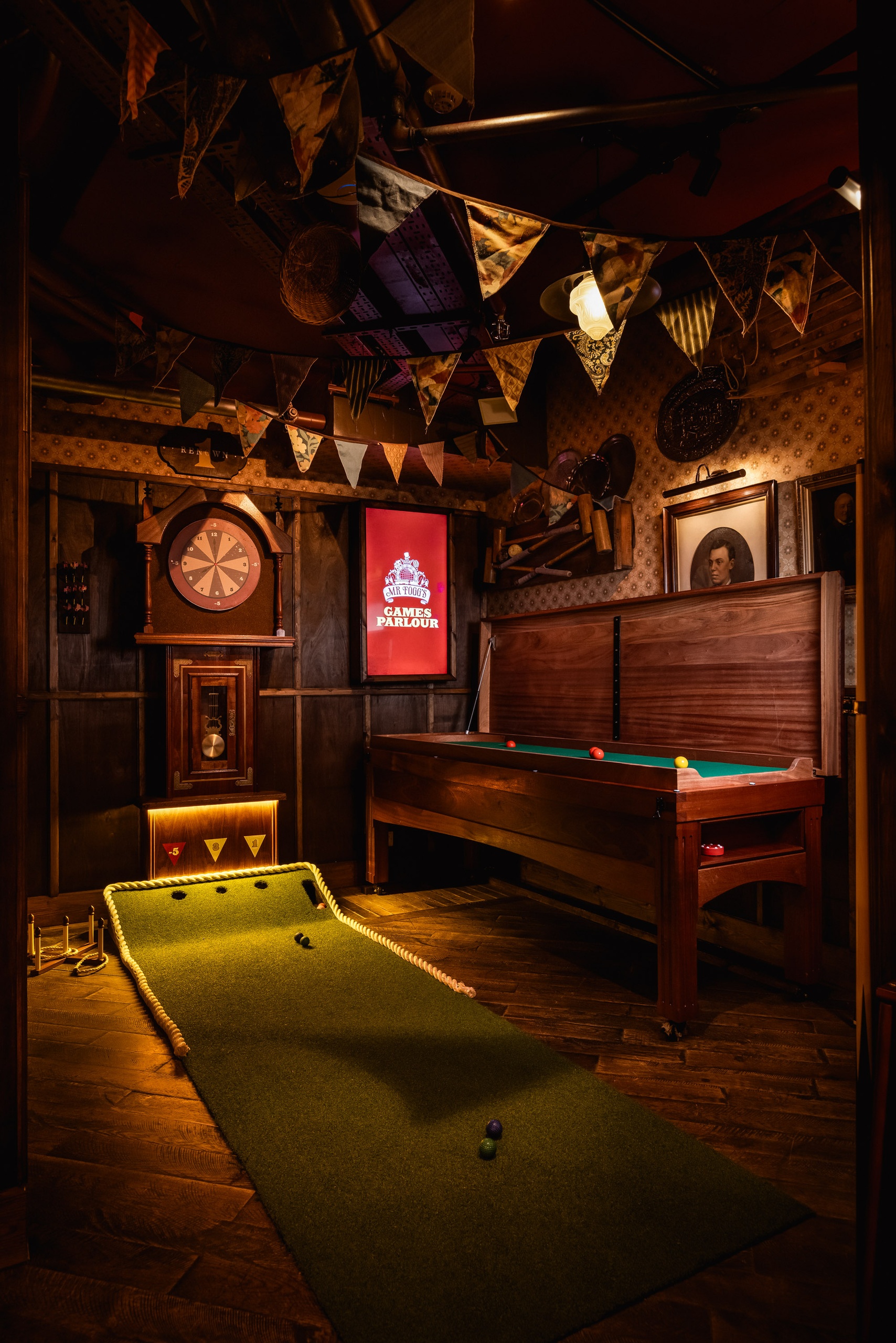Games Parlour in Liverpool Street, London | Mr Fogg’s City Tavern